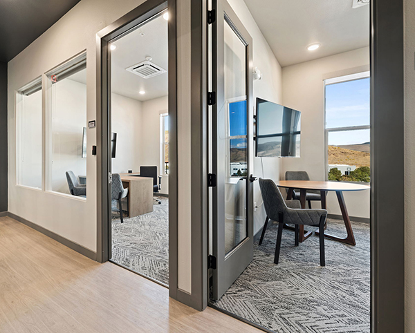 Pet-Friendly Luxury Apartments in South Reno, NV | Amenities